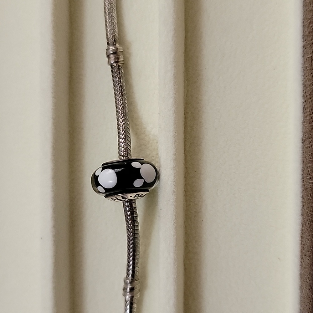 Pandora Disney Minnie Mouse Murano Glass Charm - Gem